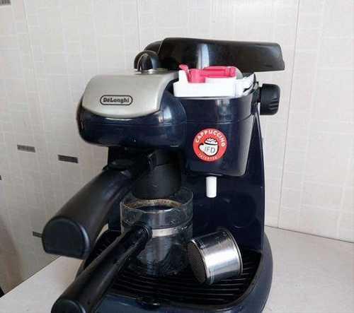 Кофеварка рожковая delonghi с капучинатором