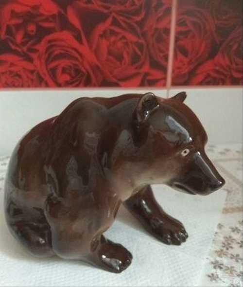 Скульптура"Медведь бурый"