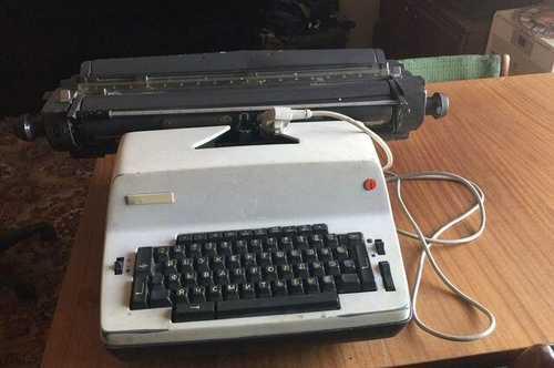 Пишущая машинка Олимпия