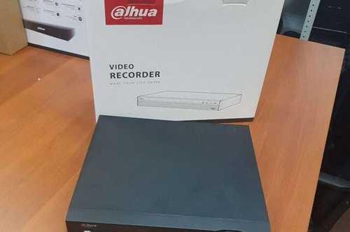 IP видеорегистратор DH-NVR4208-8P