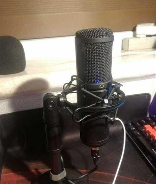 Микрофон студийный dexp u-700