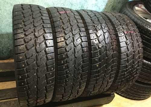 Зимние шины Continental VancoIceContact 195/70 R15