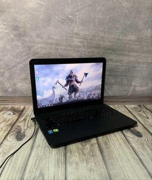 Игровой ноутбук Asus x555 SSD 8gb 920m i3