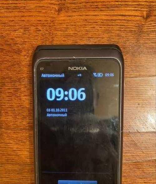 Телефон Nokia E7