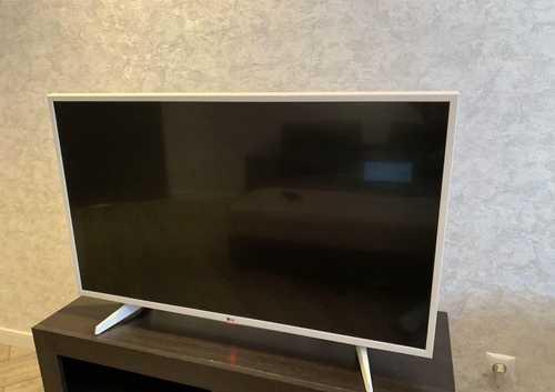 Продам телевизор LG43UH619V