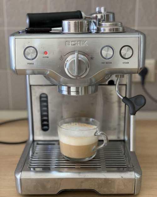 Кофеварка рожковая bork C800
