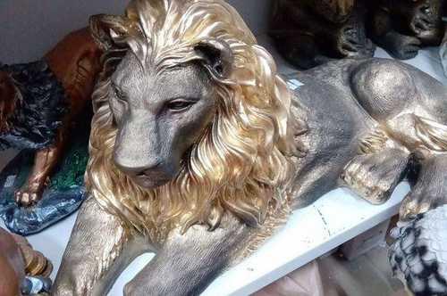 Статуя напольная льва