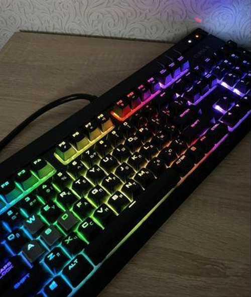 Игровая механическая клавиатура corsair strafe rgb