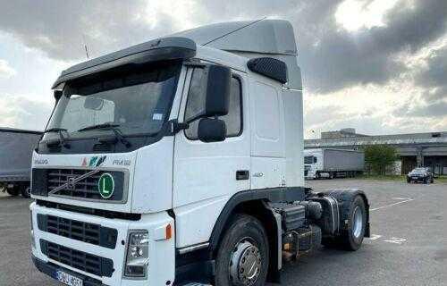 Разбираю Вольво фм (Volvo FM)