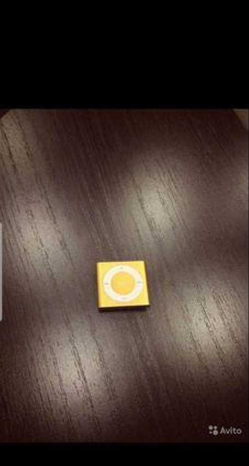 iPod shuffle 2GB gold