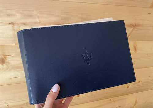 Сервисная книжка Maserati