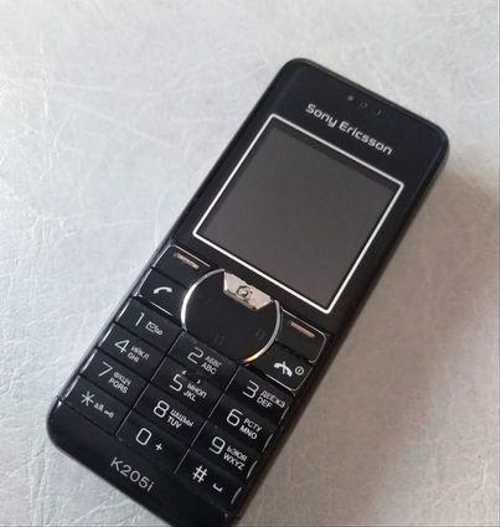 Телефон Sony Ericsson K205i