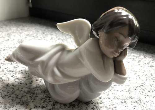 Lladro Спящий ангел статуэтка