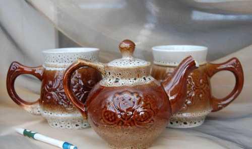 Большая кружка и чайник