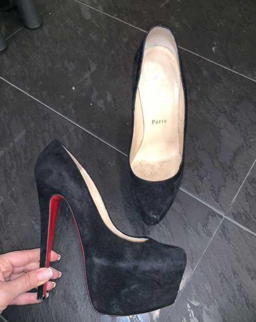 Туфли Christian Louboutin