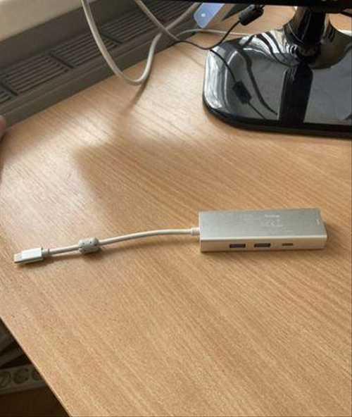 Usb type c hub