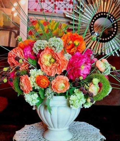 Букет композиция из искусственных цветов в вазе 50