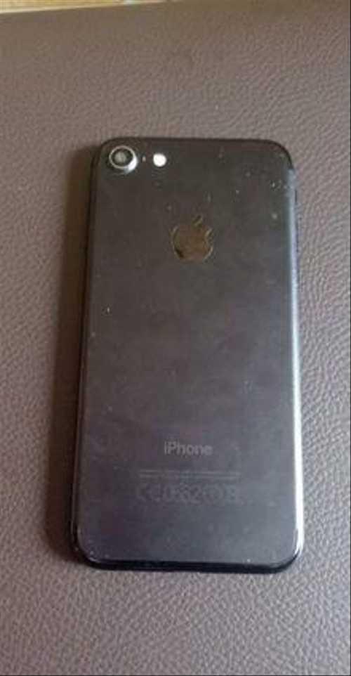 Телефон iPhone