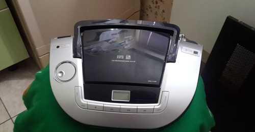 Магнитола Philips AZ1137 с CD MP-3 со смартфона