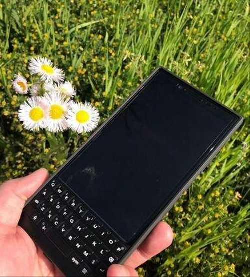 Смартфон BlackBerry Keyone новый