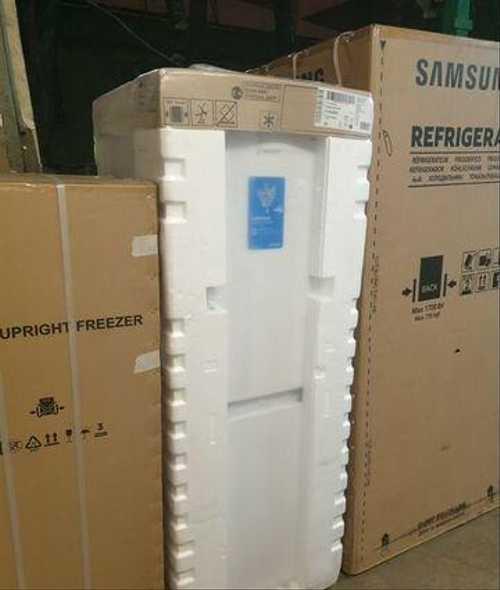 Новый холодильник Indesit ITS 4160 W