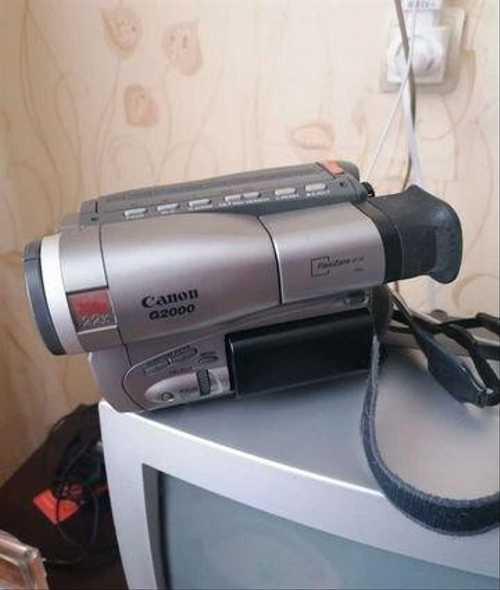 Видеокамера Canon G2000E