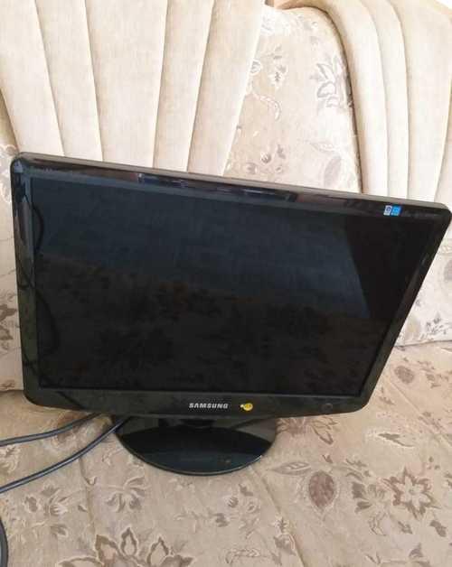 Монитор Samsung SyncMaster 932GW 19"