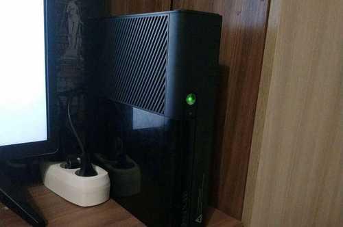 Xbox 360е 500гб