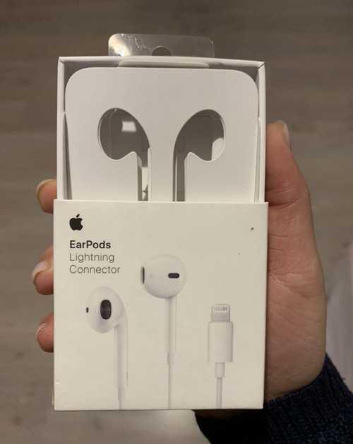 Айрподс 3 оригинал. Коробка от Earpods. Apple Earpods коробка. Earpods Lightning коробка. Аирподс про коробка.