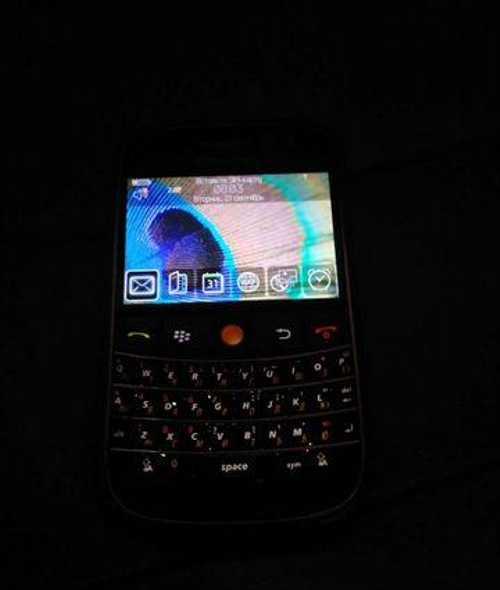Телефон BlackBerry 9000