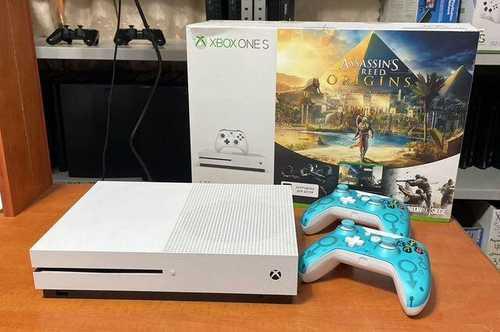 Xbox One S 1tb + 270 игр не отличное состояние