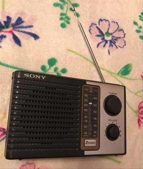 Радиоприёмник "Sony ICF-F10"