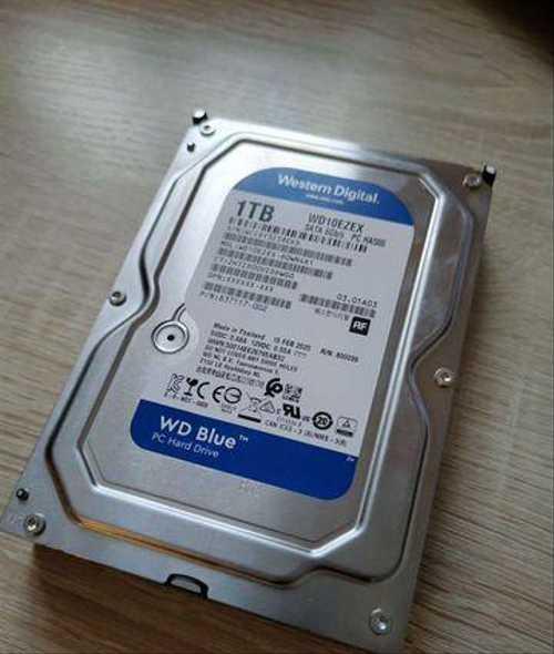 Жесткий диск 3,5 HDD WD 1tb (мало б/у) + бокс пере