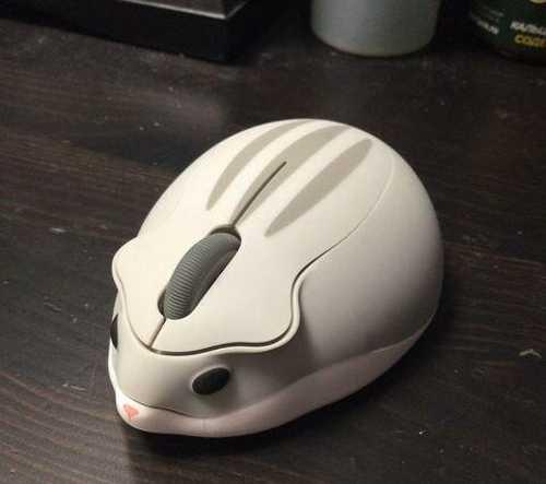 Беспроводная компьютерная мышь (хомяк) новая
