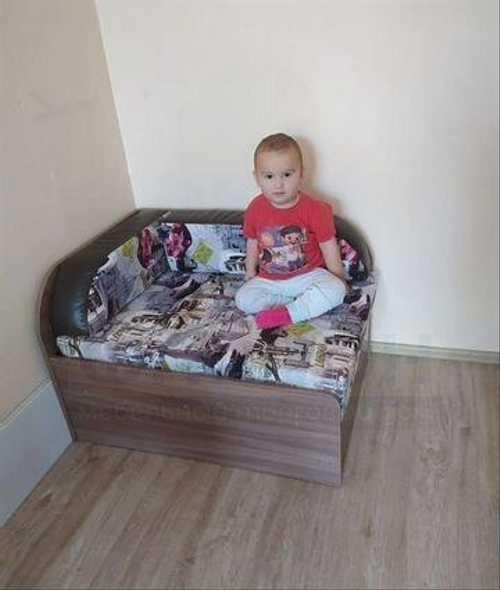 Детский диван кровать малютка
