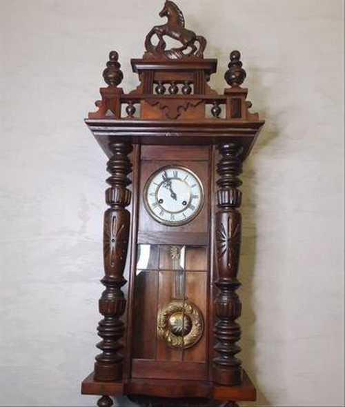 Часы настенные старинные.Германия 19 век