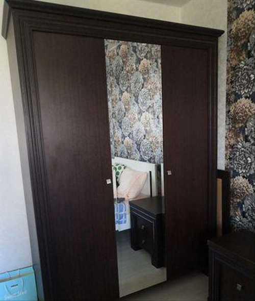 Спальный гарнитур