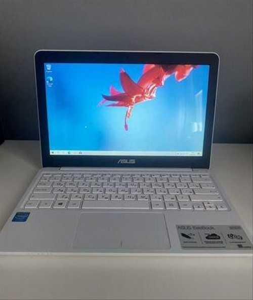 Asus eeebook x205ta