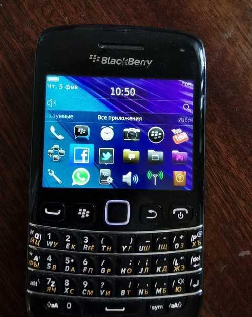 Телефон BlackBerry 9790