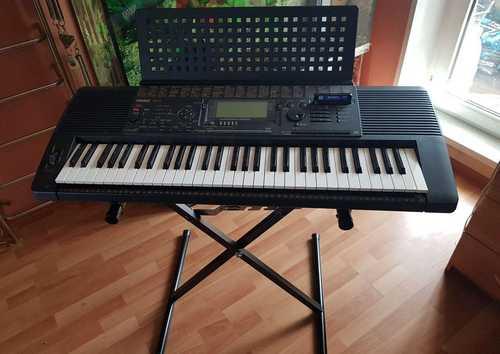Синтезатор Yamaha PSR-520