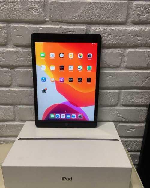 iPad 7 2019 10,2 планшету 2 месяца