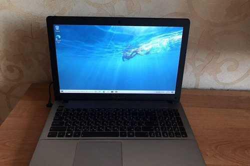 Ноутбук Asus X550v