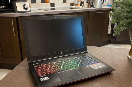 Игровой ноутбук MSI GE62 2QF GTX 970 i7+ Подставка