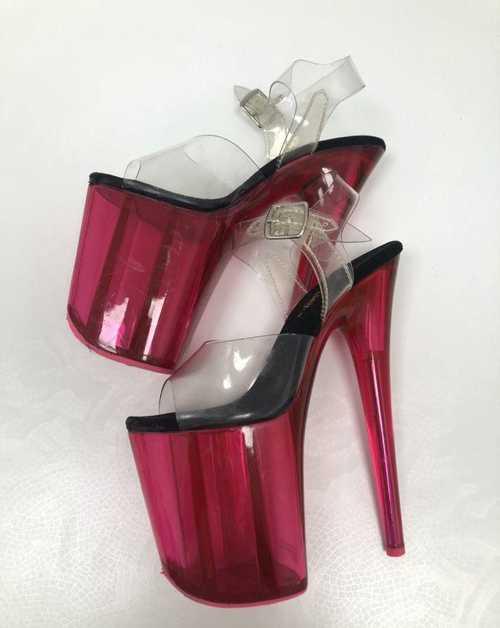 Стрипы тройки Pleaser