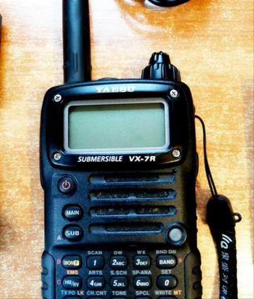 Трансивер-сканер Yaesu VX-7R