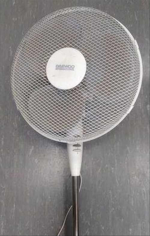 Вентилятор напольный Daewoo (модель DI-2810SC)