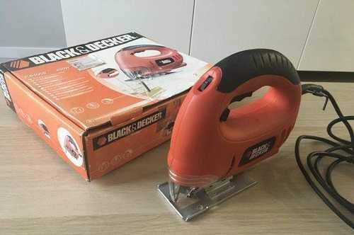 Электролобзик Black&Decker KS400E