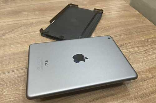 Планшет Apple iPad mini Wi-Fi 16GB MF432RS/A Black