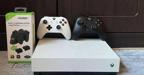 Xbox One S 1Tb Digital Edition + 2Джостика +200Игр