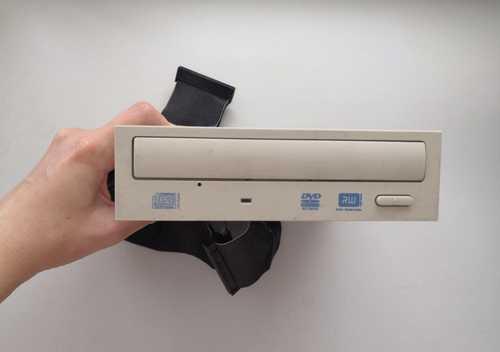 CD/DVD-ROM